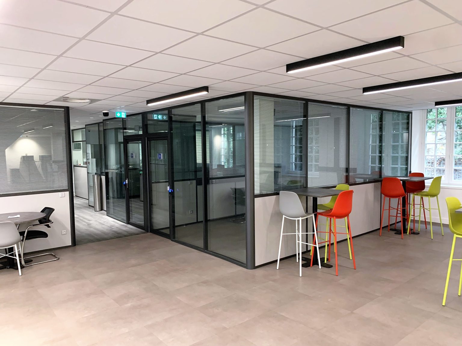 Cloisons amovibles Normandie | Espace Cloisons Alu